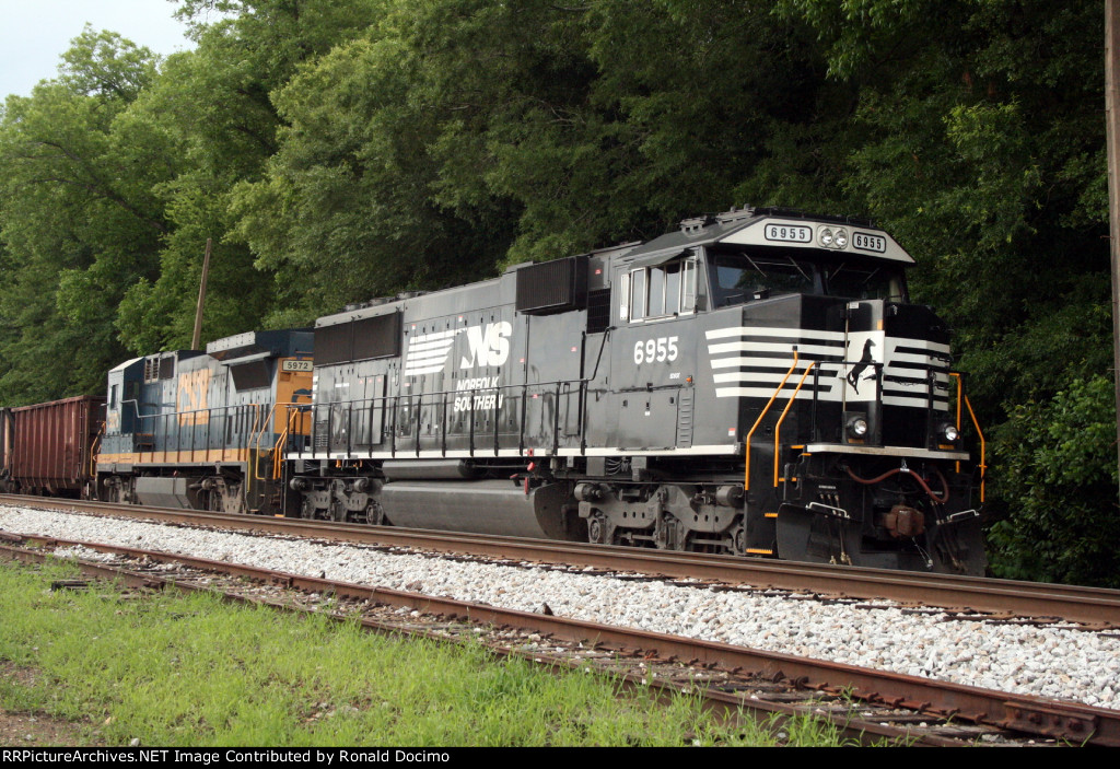 NS 6955 SD60E CSX 5972 B20-8